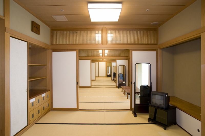 横浜能楽堂｜スタッフブログ能楽堂の建築についてのお話です。楽屋のお話